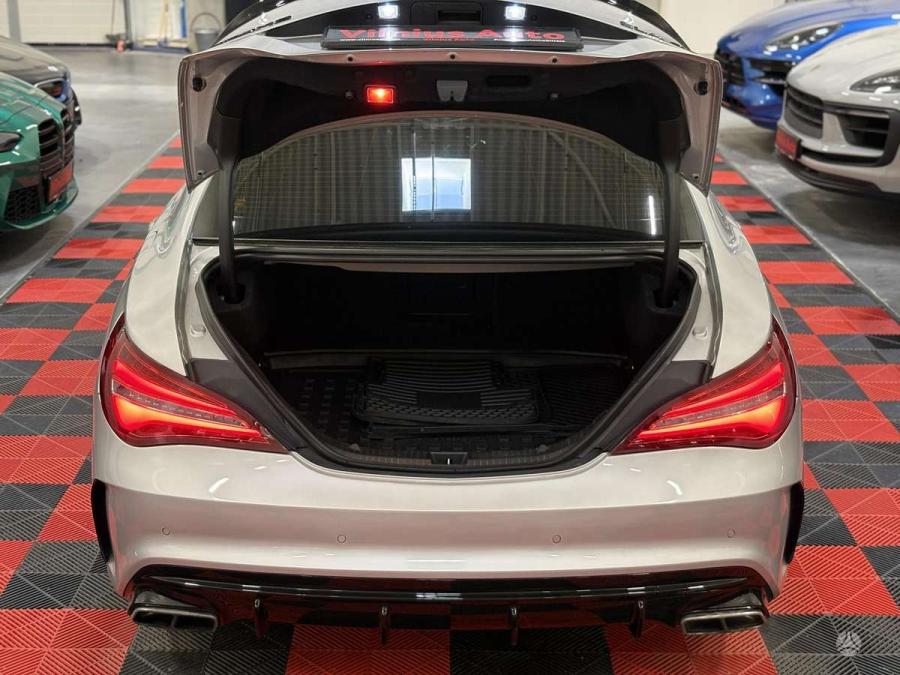 Pelēks Mercedes-Benz CLA 45 AMG 2018 Viļņa, ar dzinēja tilpumu 1.99 L un nobraukumu 94 tūkst. km par 26490 €, foto 34 vietnē AUTOMOTO.COM.LV
