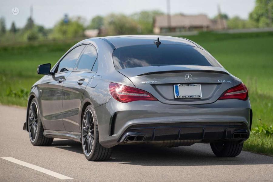 Grey Mercedes-Benz CLA 45 AMG 2019 in Kaunas, with an engine capacity of 0.00 L and mileage of 113 thousand km for 21810 €, photo 6 on AUTOMOTO.COM.LV