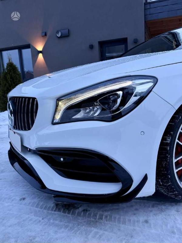 White Mercedes-Benz CLA 45 AMG 2019 in Kaunas, with an engine capacity of 2.00 L and mileage of 121 thousand km for 26800 €, photo 3 on AUTOMOTO.COM.LV