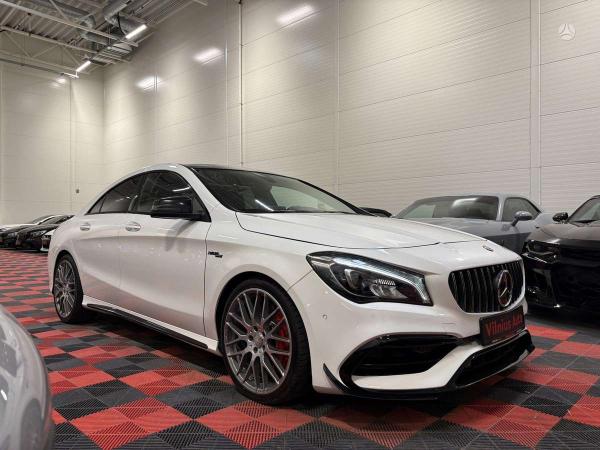 Balts Mercedes-Benz CLA 45 AMG 2019 Viļņa, ar dzinēja tilpumu 1.99 L un nobraukumu 122 tūkst. km par 24900 €, foto 4 vietnē AUTOMOTO.COM.LV