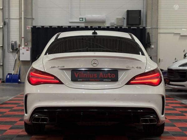 Balts Mercedes-Benz CLA 45 AMG 2019 Viļņa, ar dzinēja tilpumu 1.99 L un nobraukumu 122 tūkst. km par 24900 €, foto 6 vietnē AUTOMOTO.COM.LV