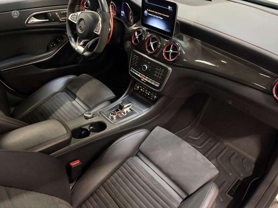 Balts Mercedes-Benz CLA 45 AMG 2019 Viļņa, ar dzinēja tilpumu 1.99 L un nobraukumu 122 tūkst. km par 24900 €, foto 17 vietnē AUTOMOTO.COM.LV