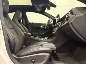 Balts Mercedes-Benz CLA 45 AMG 2019 Viļņa, ar dzinēja tilpumu 1.99 L un nobraukumu 122 tūkst. km par 24900 €, foto 18 vietnē AUTOMOTO.COM.LV
