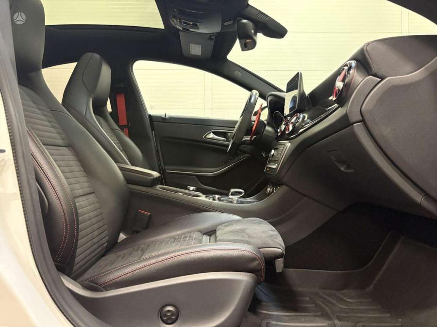 Balts Mercedes-Benz CLA 45 AMG 2019 Viļņa, ar dzinēja tilpumu 1.99 L un nobraukumu 122 tūkst. km par 24900 €, foto 18 vietnē AUTOMOTO.COM.LV