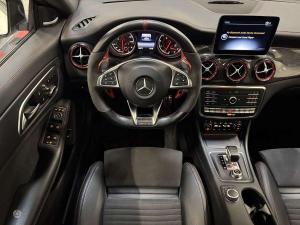 Balts Mercedes-Benz CLA 45 AMG 2019 Viļņa, ar dzinēja tilpumu 1.99 L un nobraukumu 122 tūkst. km par 24900 €, foto 21 vietnē AUTOMOTO.COM.LV