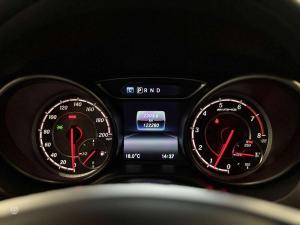Balts Mercedes-Benz CLA 45 AMG 2019 Viļņa, ar dzinēja tilpumu 1.99 L un nobraukumu 122 tūkst. km par 24900 €, foto 23 vietnē AUTOMOTO.COM.LV