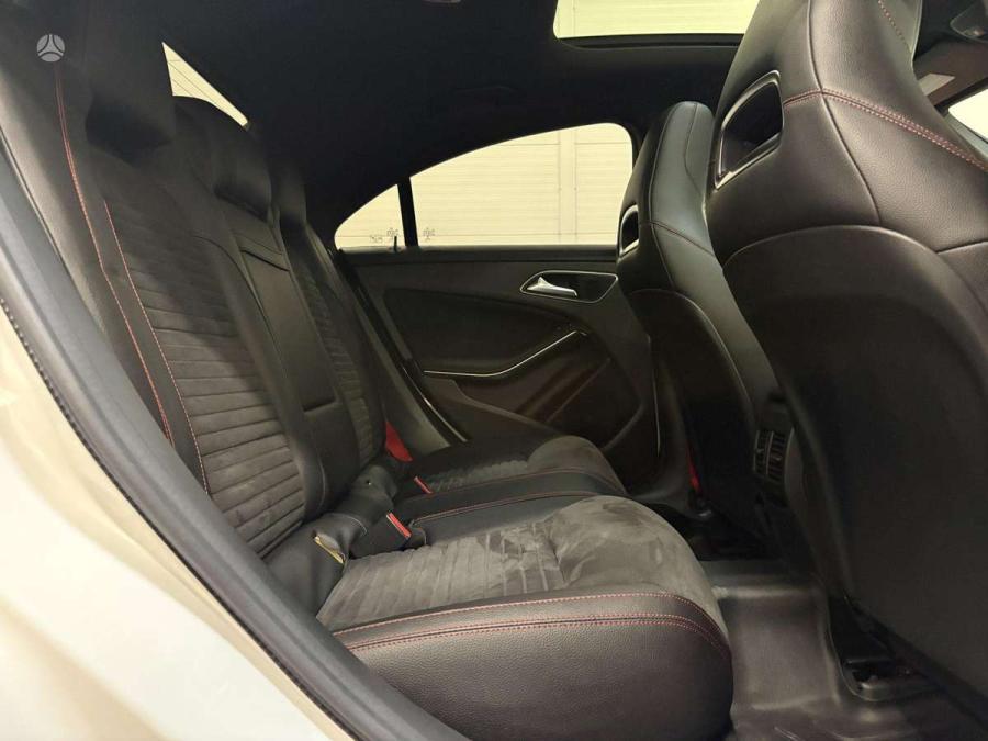 Balts Mercedes-Benz CLA 45 AMG 2019 Viļņa, ar dzinēja tilpumu 1.99 L un nobraukumu 122 tūkst. km par 24900 €, foto 30 vietnē AUTOMOTO.COM.LV