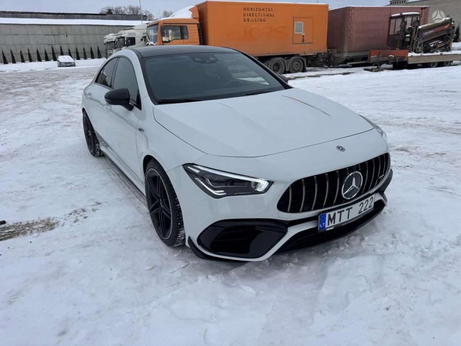 Balts Mercedes-Benz CLA 45 AMG 2020 Panevēža, ar dzinēja tilpumu 0.20 L un nobraukumu 45 tūkst. km par 44000 €, foto 1 vietnē AUTOMOTO.COM.LV