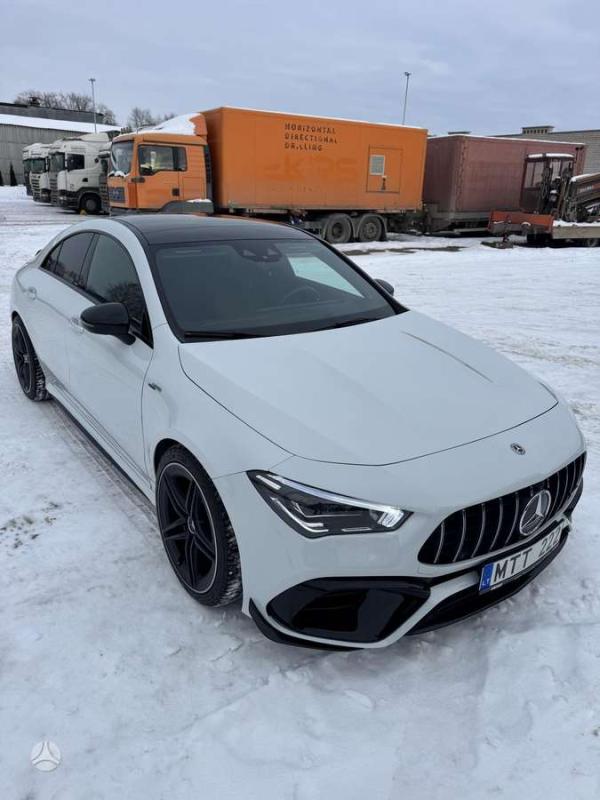 Balts Mercedes-Benz CLA 45 AMG 2020 Panevēža, ar dzinēja tilpumu 0.20 L un nobraukumu 45 tūkst. km par 44000 €, foto 6 vietnē AUTOMOTO.COM.LV