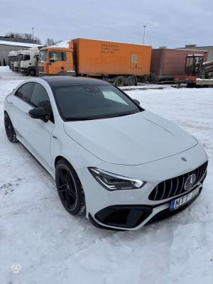 Balts Mercedes-Benz CLA 45 AMG 2020 Panevēža, ar dzinēja tilpumu 0.20 L un nobraukumu 45 tūkst. km par 44000 €, foto 6 vietnē AUTOMOTO.COM.LV