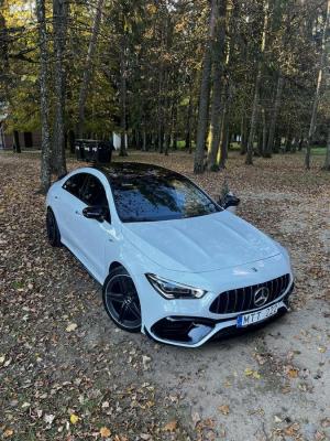 Balts Mercedes-Benz CLA 45 AMG 2020 Panevēža, ar dzinēja tilpumu 0.20 L un nobraukumu 45 tūkst. km par 44000 €, foto 16 vietnē AUTOMOTO.COM.LV