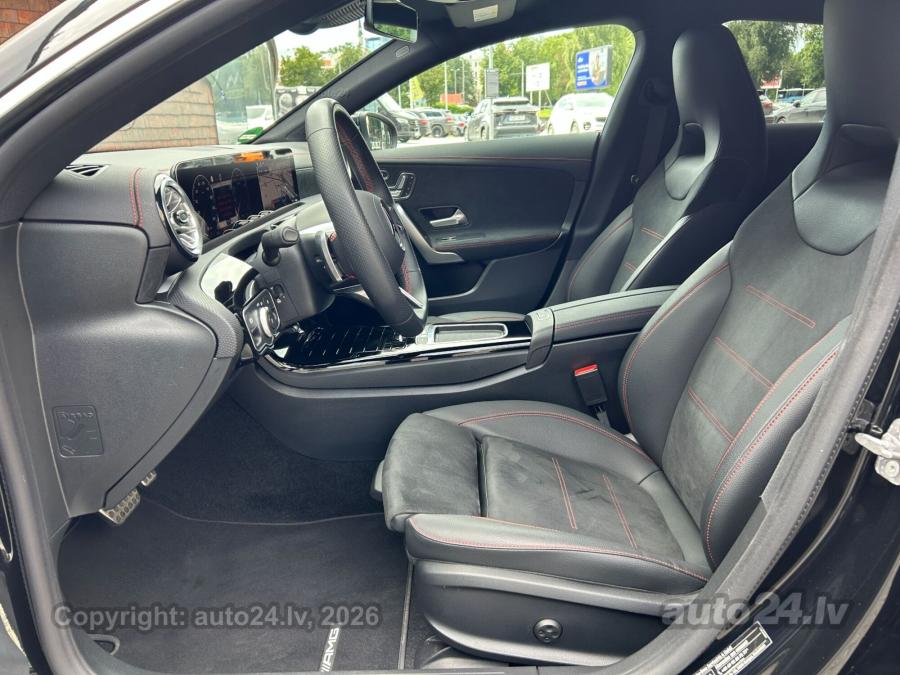 Melns Mercedes-Benz CLA-Class 2024 Tallina, ar dzinēja tilpumu 2.00 L un nobraukumu 22 tūkst. km par 34900 €, foto 9 vietnē AUTOMOTO.COM.LV