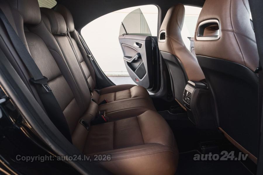 Black Mercedes-Benz CLA-Class 2014 in Tallinn, with an engine capacity of 2.00 L and mileage of 216 thousand km for 11999 €, photo 13 on AUTOMOTO.COM.LV