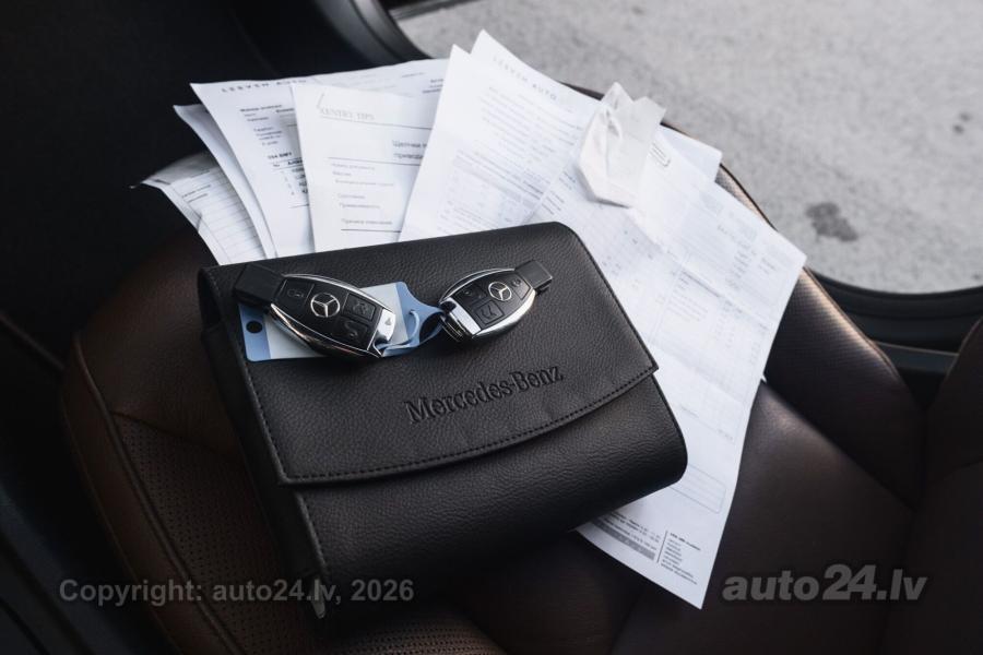 Black Mercedes-Benz CLA-Class 2014 in Tallinn, with an engine capacity of 2.00 L and mileage of 216 thousand km for 11999 €, photo 22 on AUTOMOTO.COM.LV