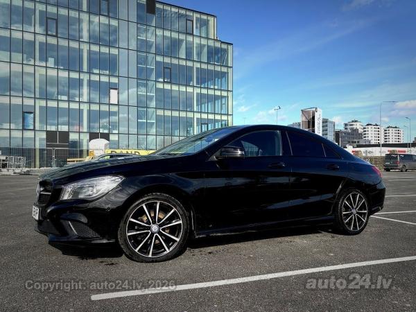 Melns Mercedes-Benz CLA-Class 2014 Tallina, ar dzinēja tilpumu 1.80 L un nobraukumu 105 tūkst. km par 15299 €, foto 1 vietnē AUTOMOTO.COM.LV
