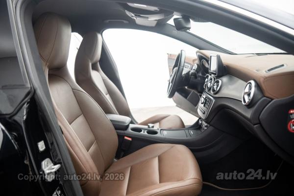 Black Mercedes-Benz CLA-Class 2014 in Tallinn, with an engine capacity of 2.00 L and mileage of 216 thousand km for 13999 €, photo 10 on AUTOMOTO.COM.LV
