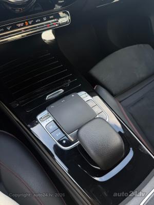 Black Mercedes-Benz CLA-Class 2019 in Tallinn, with an engine capacity of 1.50 L and mileage of 206 thousand km for 26000 €, photo 14 on AUTOMOTO.COM.LV