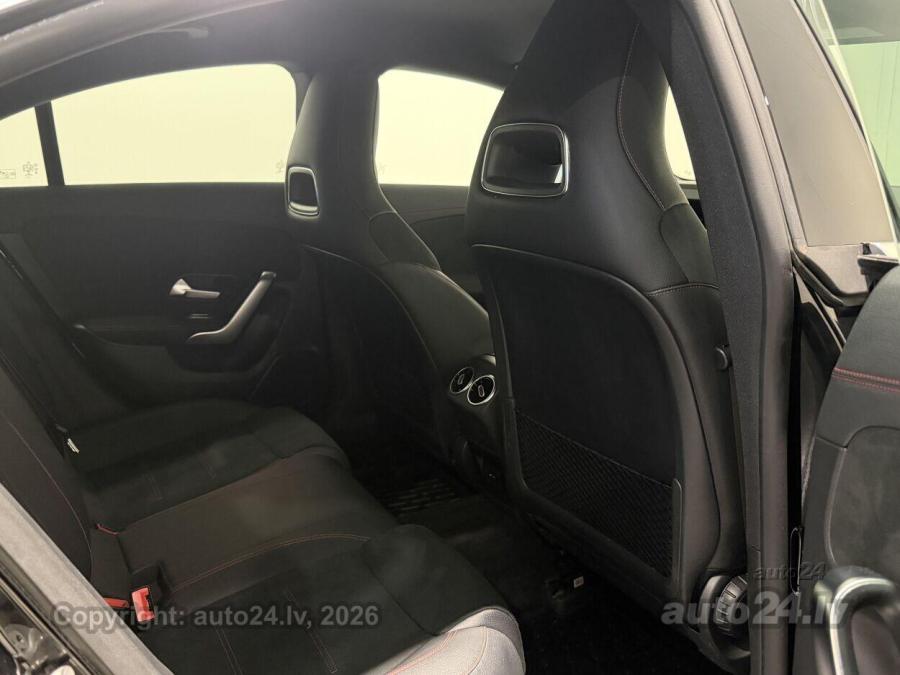Melns Mercedes-Benz CLA-Class 2020 Tartu, ar dzinēja tilpumu 1.30 L un nobraukumu 64 tūkst. km par 26990 €, foto 9 vietnē AUTOMOTO.COM.LV
