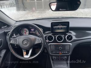 Melns Mercedes-Benz CLA-Class 2015 Pērnava, ar dzinēja tilpumu 2.10 L un nobraukumu 220 tūkst. km par 10900 €, foto  vietnē AUTOMOTO.COM.LV