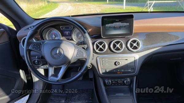 Mercedes-Benz CLA-Class 2015 Tallina vietnē Melns Mercedes-Benz CLA-Class 2015 Tallina, ar dzinēja tilpumu 2.10 L un nobraukumu 200 tūkst. km par 15500 €, foto 4 vietnē AUTOMOTO.COM.LV