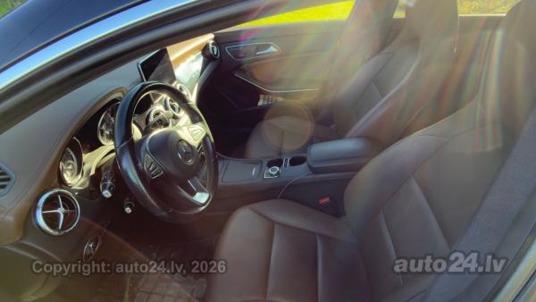 Mercedes-Benz CLA-Class 2015 Tallina vietnē Melns Mercedes-Benz CLA-Class 2015 Tallina, ar dzinēja tilpumu 2.10 L un nobraukumu 200 tūkst. km par 15500 €, foto 6 vietnē AUTOMOTO.COM.LV
