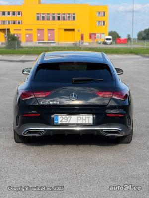 Black Mercedes-Benz CLA-Class 2021 in Tartu, with an engine capacity of 1.50 L and mileage of 215 thousand km for 22999 €, photo 10 on AUTOMOTO.COM.LV