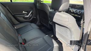 Melns Mercedes-Benz CLA-Class 2021 Tallina, ar dzinēja tilpumu 1.30 L un nobraukumu 213 tūkst. km par 18500 €, foto 13 vietnē AUTOMOTO.COM.LV