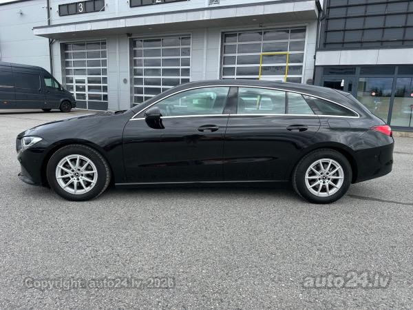 Melns Mercedes-Benz CLA-Class 2022 Tartu, ar dzinēja tilpumu 1.30 L un nobraukumu 56 tūkst. km par 19990 €, foto 9 vietnē AUTOMOTO.COM.LV