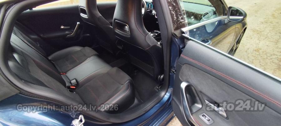 Zils Mercedes-Benz CLA-Class 2020 Veru, ar dzinēja tilpumu 2.00 L un nobraukumu 150 tūkst. km par 21600 €, foto 12 vietnē AUTOMOTO.COM.LV