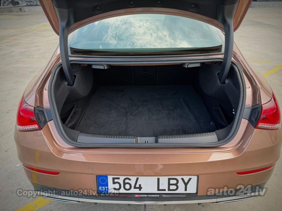Brūns Mercedes-Benz CLA-Class 2023 Tallina, ar dzinēja tilpumu 2.00 L un nobraukumu 42 tūkst. km par 40999 €, foto 16 vietnē AUTOMOTO.COM.LV