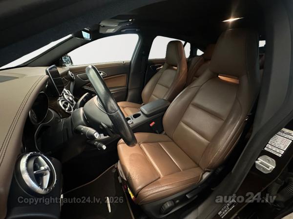 Brūns Mercedes-Benz CLA-Class 2015 Tallina, ar dzinēja tilpumu 2.10 L un nobraukumu 142 tūkst. km par 13500 €, foto 8 vietnē AUTOMOTO.COM.LV