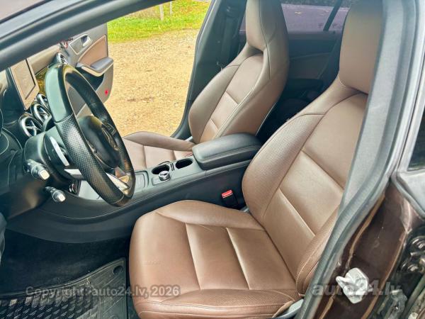 Mercedes-Benz CLA-Class 2015 Tartu vietnē Brūns Mercedes-Benz CLA-Class 2015 Tartu, ar dzinēja tilpumu 1.60 L un nobraukumu 142 tūkst. km par 15200 €, foto 11 vietnē AUTOMOTO.COM.LV