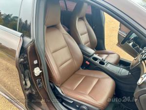 Brown Mercedes-Benz CLA-Class 2015 in Tartu, with an engine capacity of 1.60 L and mileage of 142 thousand km for 15200 €, photo 13 on AUTOMOTO.COM.LV
