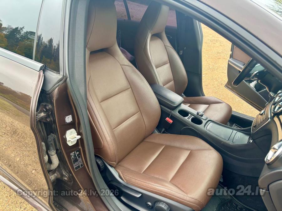 Brown Mercedes-Benz CLA-Class 2015 in Tartu, with an engine capacity of 1.60 L and mileage of 142 thousand km for 15200 €, photo 13 on AUTOMOTO.COM.LV
