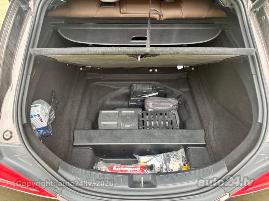 Brown Mercedes-Benz CLA-Class 2015 in Tartu, with an engine capacity of 1.60 L and mileage of 142 thousand km for 15200 €, photo 15 on AUTOMOTO.COM.LV