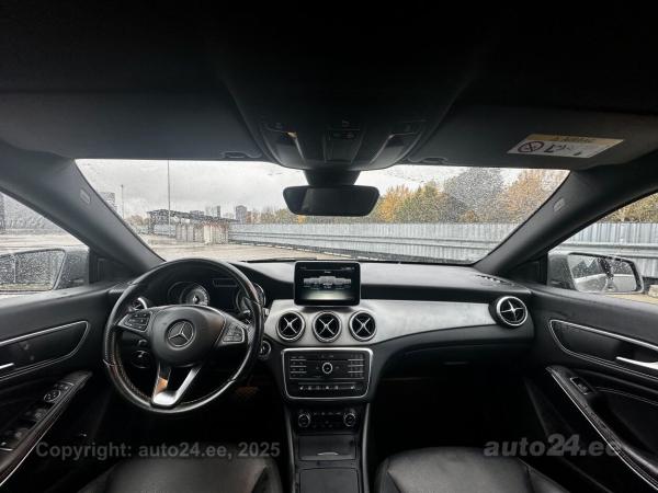 Pelēks Mercedes-Benz CLA-Class 2015 Tallina, ar dzinēja tilpumu 2.10 L un nobraukumu 290 tūkst. km par 13600 €, foto 10 vietnē AUTOMOTO.COM.LV