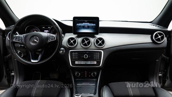 Pelēks Mercedes-Benz CLA-Class 2017 Tallina, ar dzinēja tilpumu 1.60 L un nobraukumu 104 tūkst. km par 17900 €, foto 2 vietnē AUTOMOTO.COM.LV