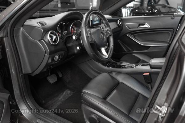 Pelēks Mercedes-Benz CLA-Class 2018 Rīga, ar dzinēja tilpumu 1.60 L un nobraukumu 95 tūkst. km par 17900 €, foto 10 vietnē AUTOMOTO.COM.LV