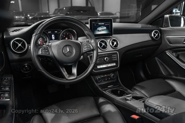 Pelēks Mercedes-Benz CLA-Class 2018 Rīga, ar dzinēja tilpumu 1.60 L un nobraukumu 95 tūkst. km par 17900 €, foto 11 vietnē AUTOMOTO.COM.LV