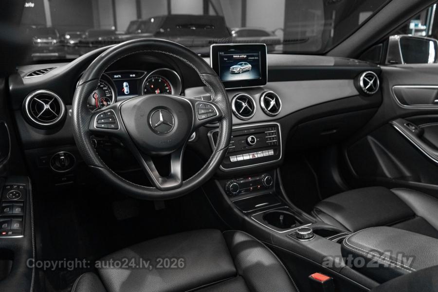 Pelēks Mercedes-Benz CLA-Class 2018 Rīga, ar dzinēja tilpumu 1.60 L un nobraukumu 95 tūkst. km par 17900 €, foto 11 vietnē AUTOMOTO.COM.LV