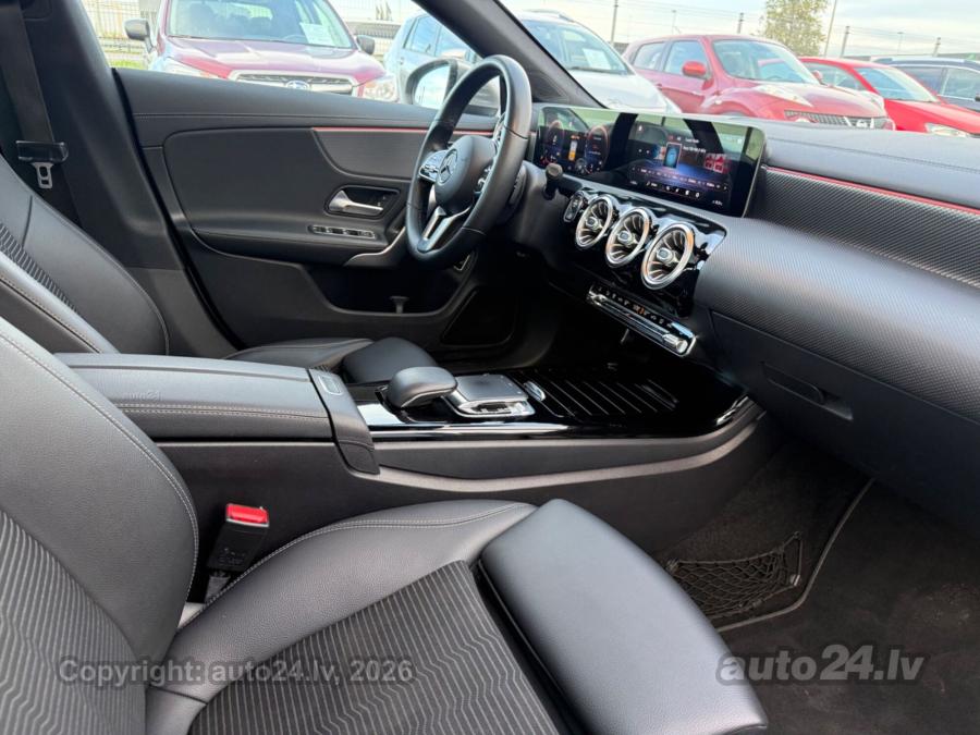 Grey Mercedes-Benz CLA-Class 2019 in Tallinn, with an engine capacity of 1.50 L and mileage of 119 thousand km for 22990 €, photo 9 on AUTOMOTO.COM.LV