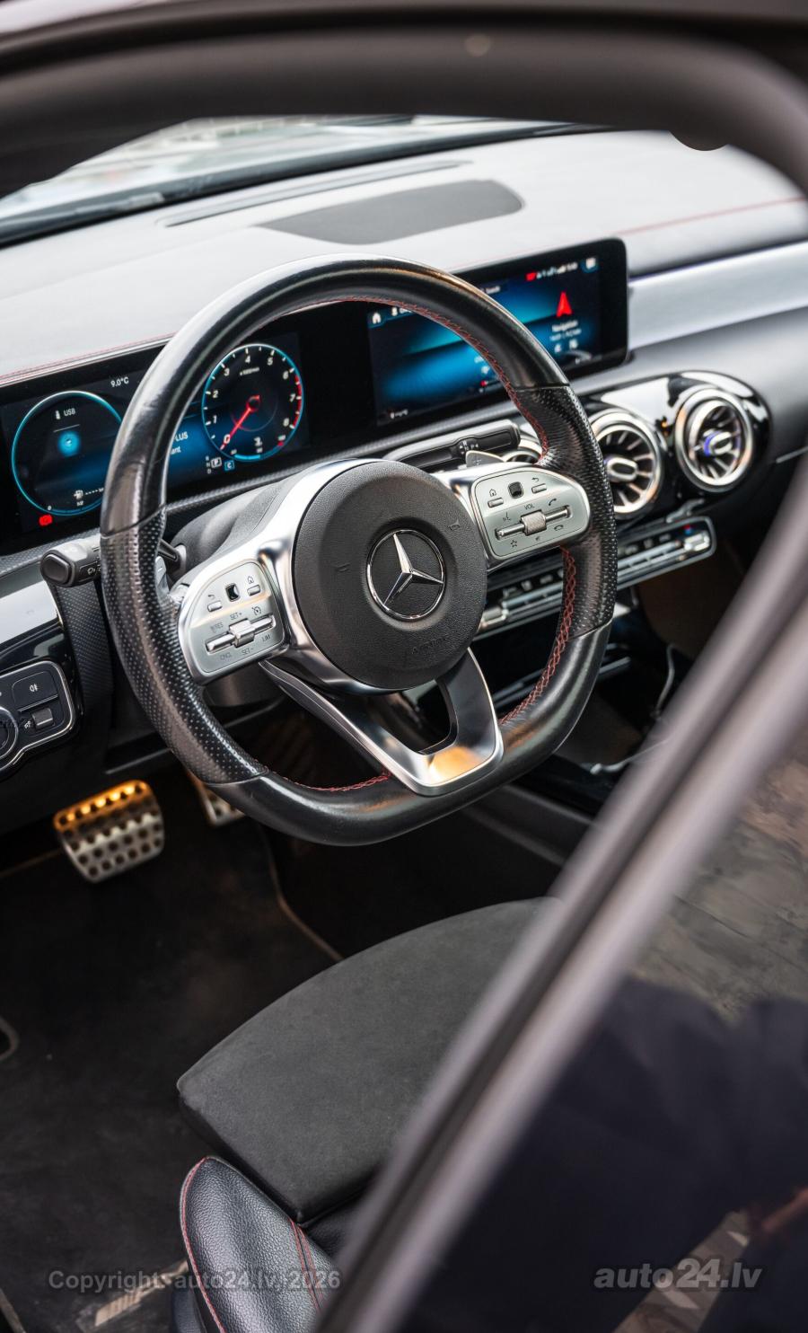 Pelēks Mercedes-Benz CLA-Class 2020 Tallina, ar dzinēja tilpumu 1.30 L un nobraukumu 99 tūkst. km par 27900 €, foto 11 vietnē AUTOMOTO.COM.LV