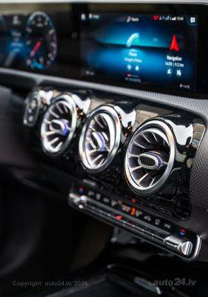 Pelēks Mercedes-Benz CLA-Class 2020 Tallina, ar dzinēja tilpumu 1.30 L un nobraukumu 99 tūkst. km par 27900 €, foto 15 vietnē AUTOMOTO.COM.LV