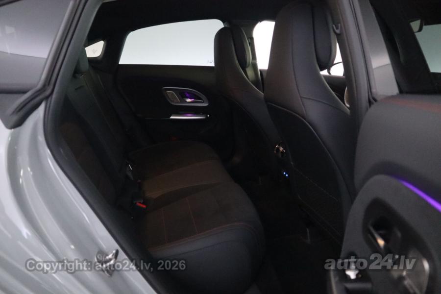 Pelēks Mercedes-Benz CLA-Class 2026 Tallina, ar dzinēja tilpumu 1.50 L un nobraukumu 9 tūkst. km par 59900 €, foto 11 vietnē AUTOMOTO.COM.LV