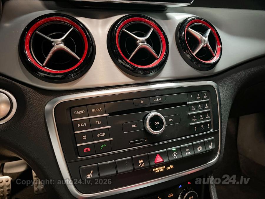 Pelēks Mercedes-Benz CLA-Class 2016 Tallina, ar dzinēja tilpumu 2.00 L un nobraukumu 130 tūkst. km par 24900 €, foto 19 vietnē AUTOMOTO.COM.LV