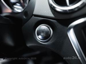 Pelēks Mercedes-Benz CLA-Class 2018 Tallina, ar dzinēja tilpumu 1.60 L un nobraukumu 108 tūkst. km par 17450 €, foto 18 vietnē AUTOMOTO.COM.LV