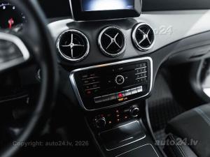 Pelēks Mercedes-Benz CLA-Class 2018 Tallina, ar dzinēja tilpumu 1.60 L un nobraukumu 108 tūkst. km par 17450 €, foto 21 vietnē AUTOMOTO.COM.LV