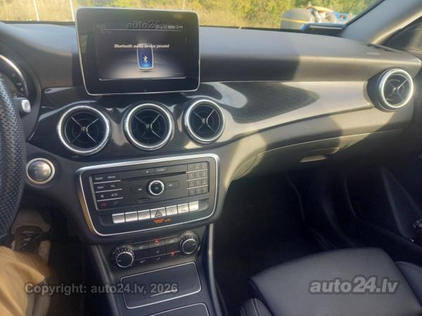 Pelēks Mercedes-Benz CLA-Class 2018 Tallina, ar dzinēja tilpumu 2.10 L un nobraukumu 165 tūkst. km par 15000 €, foto 1 vietnē AUTOMOTO.COM.LV