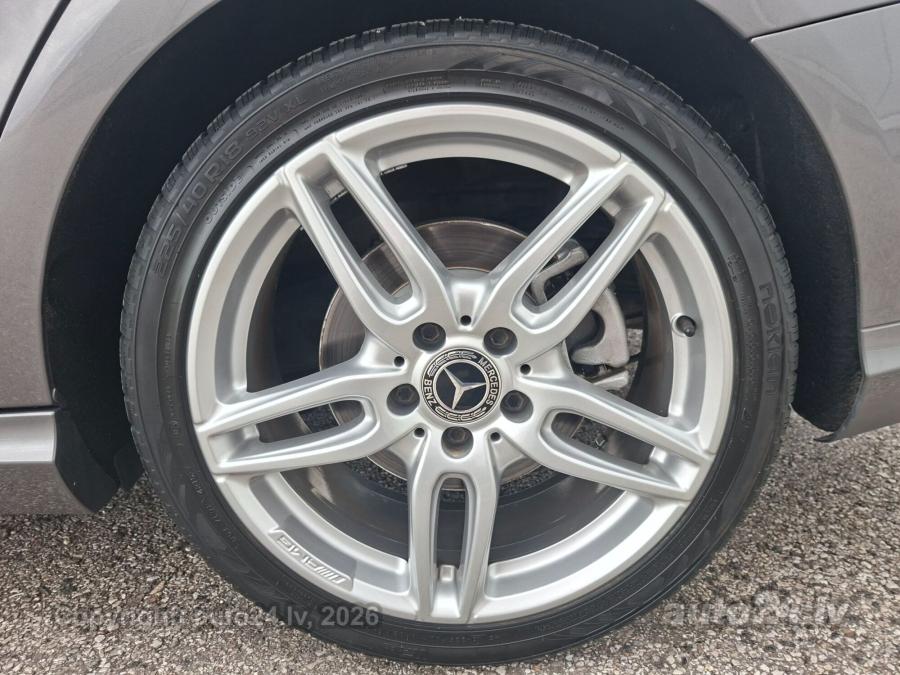 Grey Mercedes-Benz CLA-Class 2018 in Tartu, with an engine capacity of 1.60 L and mileage of 158 thousand km for 15499 €, photo 16 on AUTOMOTO.COM.LV