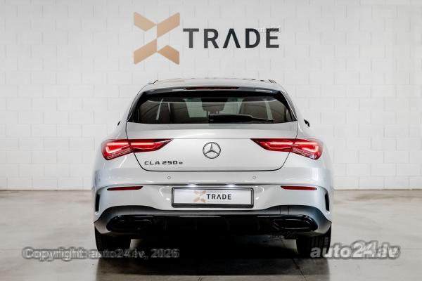 Grey Mercedes-Benz CLA-Class 2021 in Tallinn, with an engine capacity of 1.30 L and mileage of 198 thousand km for 18990 €, photo 5 on AUTOMOTO.COM.LV